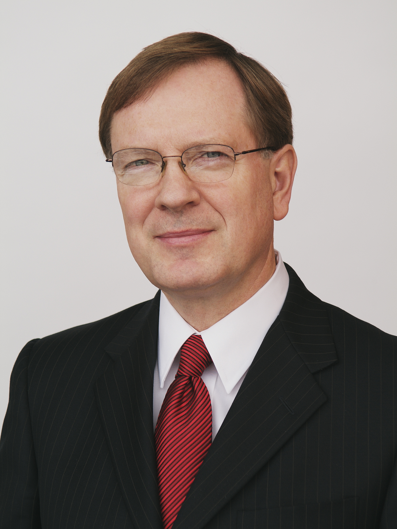 George Hackett Retires After 37 Years with Coldwell Banker