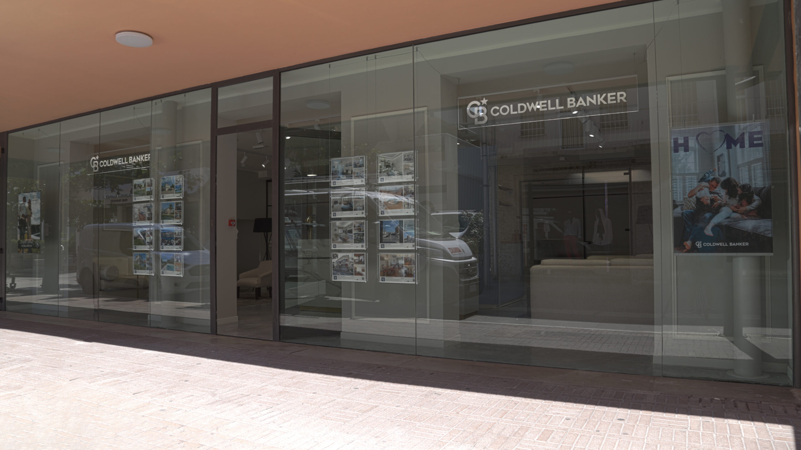 esterno-1 - Coldwell Banker Blue Matter